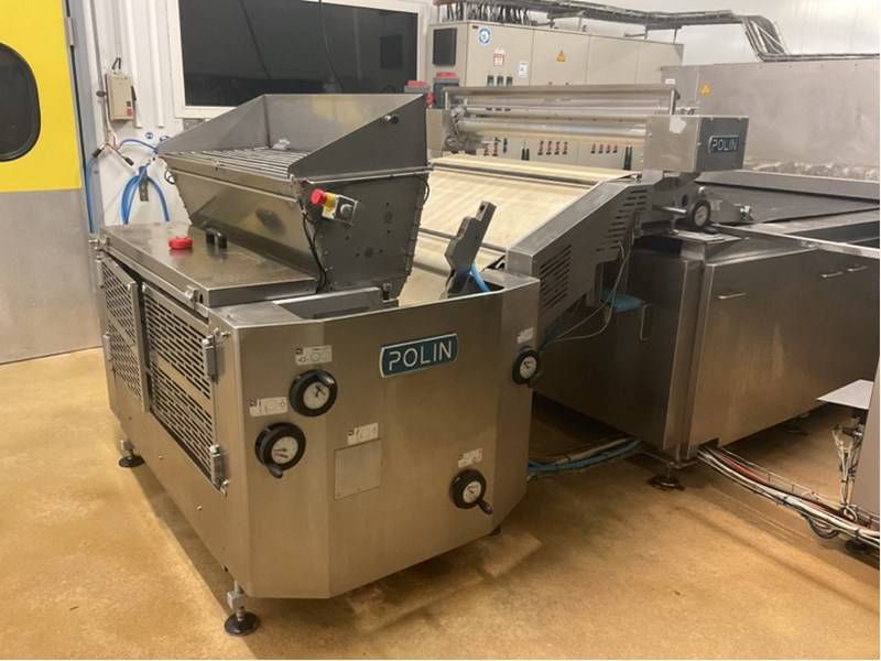 Polin POLIN Moulding Machine (2x)