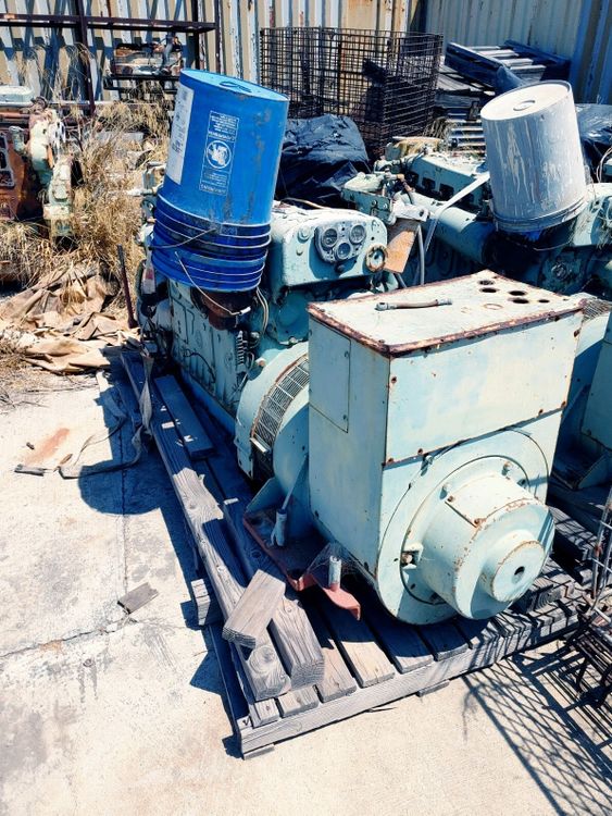 Detroit 671N Marine Engines