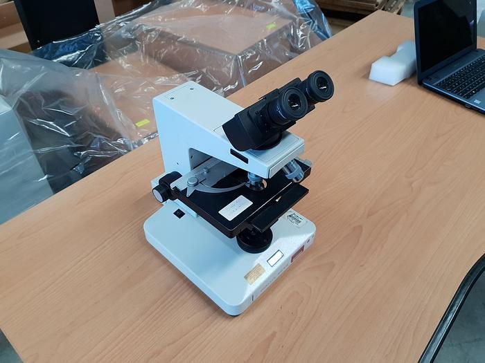 Leitz Dialux 22EB Microscope