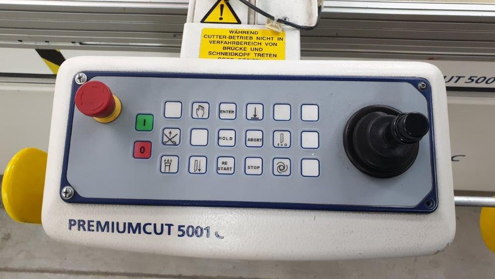Bullmer Premiumcut 5001C Cutting machine