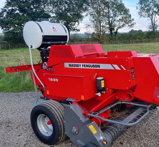 Massey Ferguson 1839 Baler