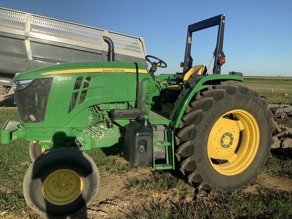 John Deere 6105E Tractor