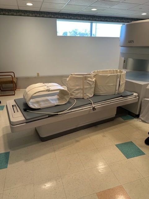 Hitachi Aries 1 Open MRI