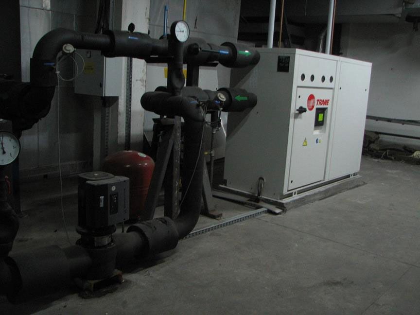 3 Trane RTUB 220 Cooling aggregate