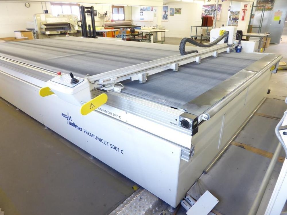 Bullmer Premiumcut 5001C Cutting machine