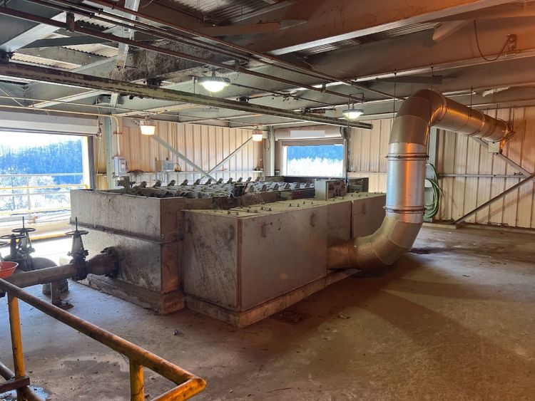 Andritz Screw press with gravity table