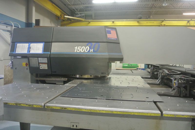 Strippit LVD Strippit 1500H30 turret punch press 33 Ton