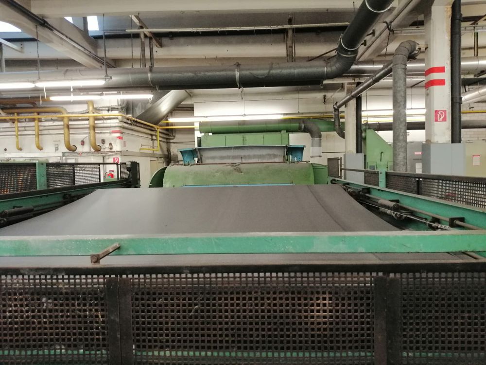 Asselin T380 Crosslapper