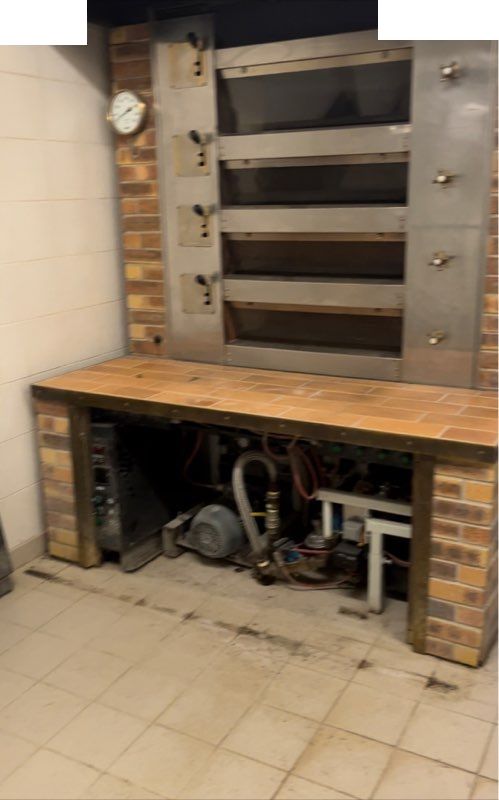 Pavailler Bakery gas oven