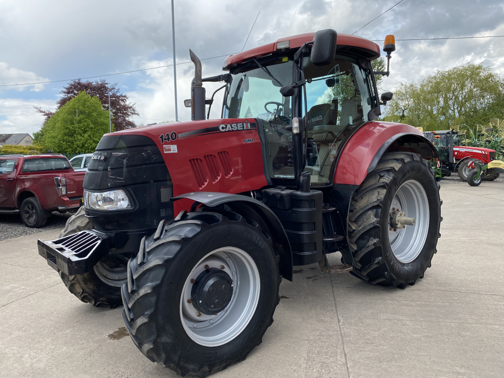 Case Puma 140 Tractor