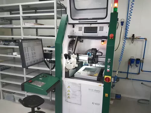 Hesse & Knipps Bondjet BJ820 Rotary Head Wedge Bonder