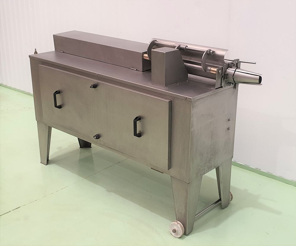 Talleres Serrano EMBUCHADORA AUTOMATICA Z321