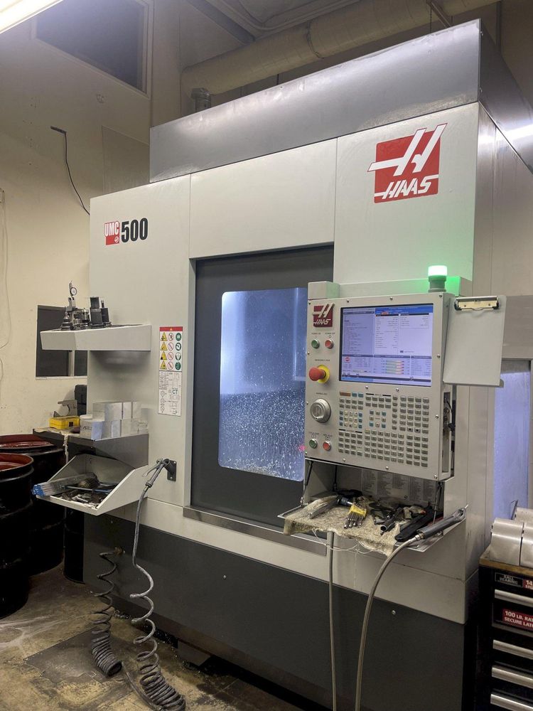 Haas UMC-500 5 Axis