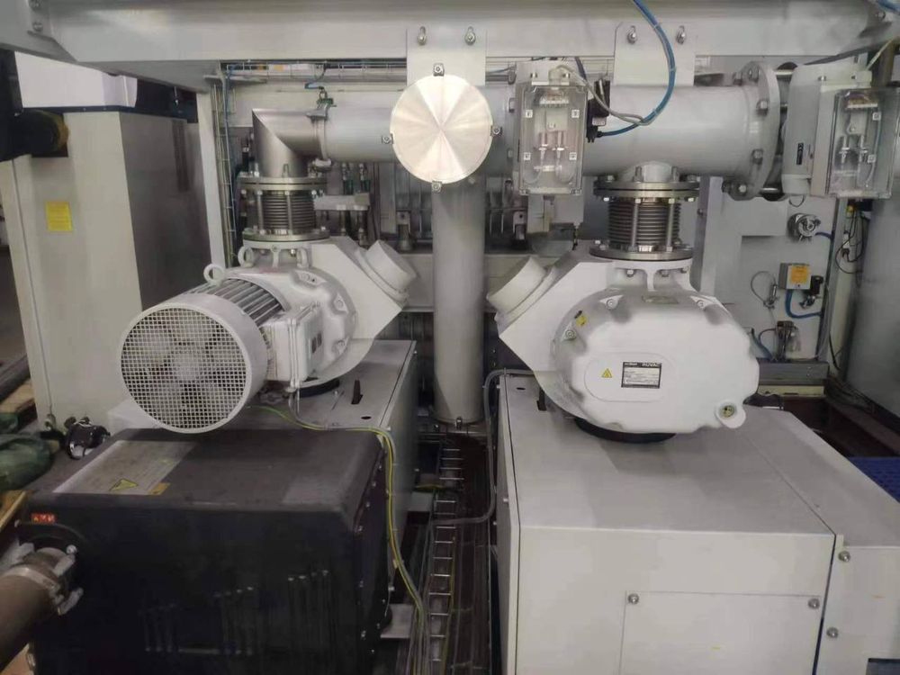 2 Buhler LEYBOLD OPTICS PAK 2100 mm LEYBOLD OPTICS PAK vacuum coater ...