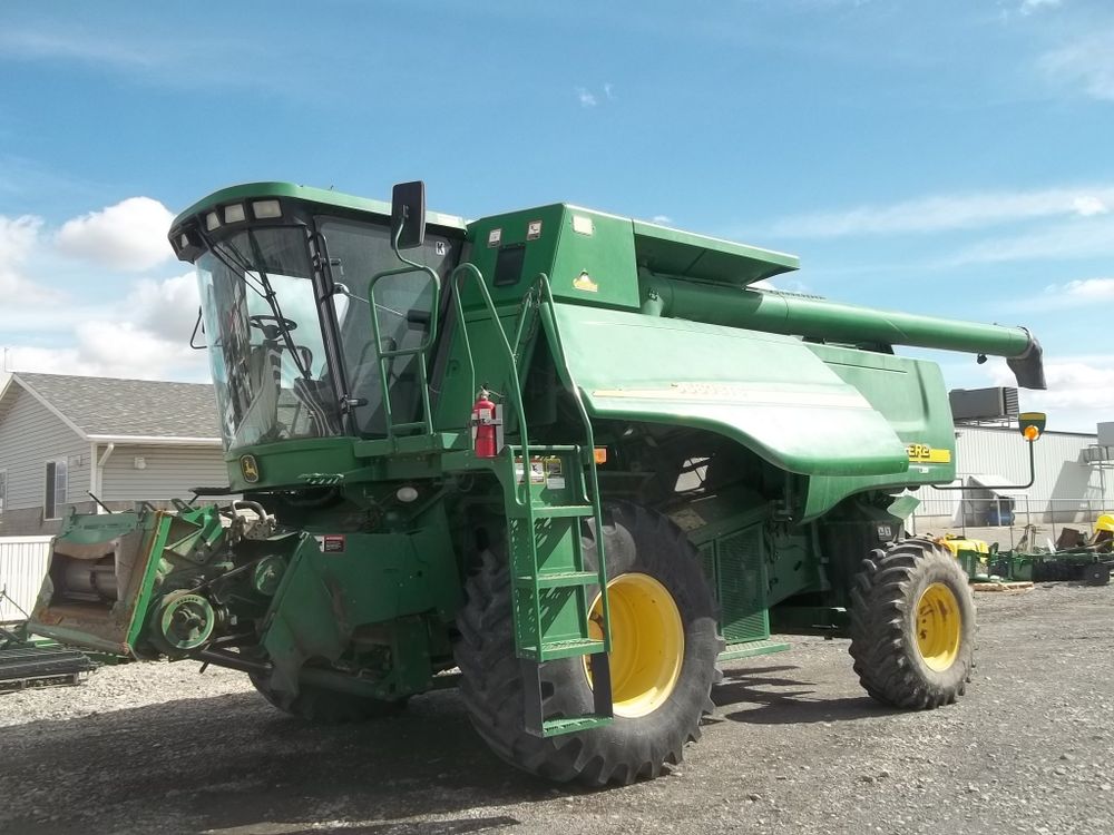 John Deere 9660 STS Combine