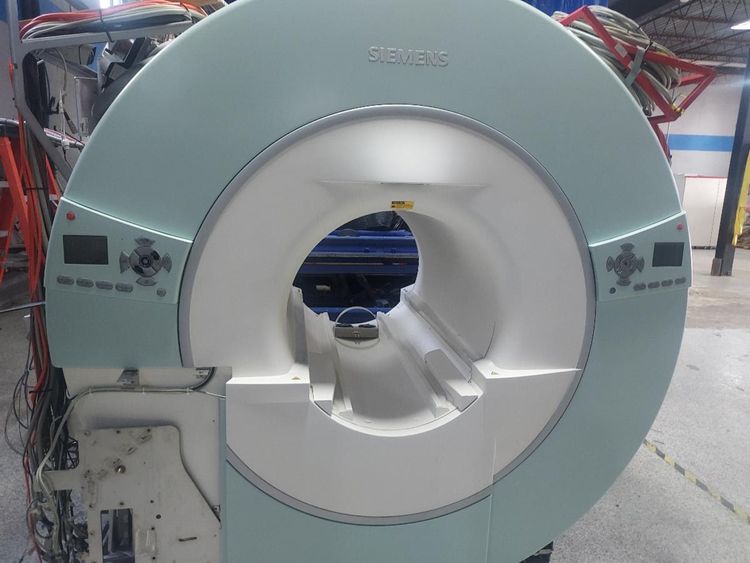 Siemens ESPREE 1.5T MRI