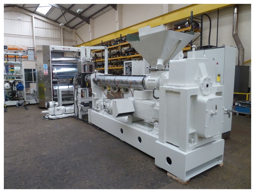 Welex 1350mm wide 4 extruder coextrusion line