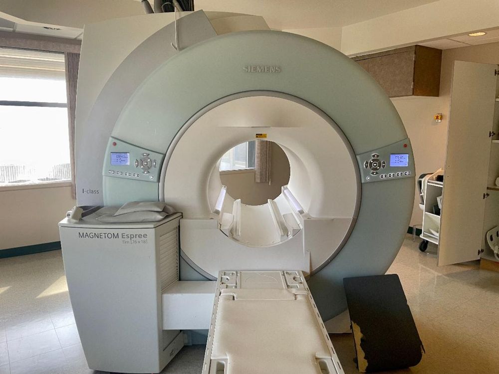 Siemens Espree 1.5T MRI