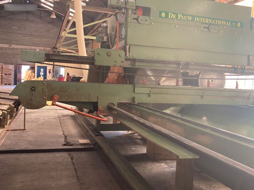 Speedcut Quadricut UWS CNC 18 Saw