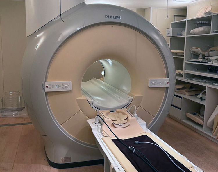 Philips Ingenia 1.5T MRI