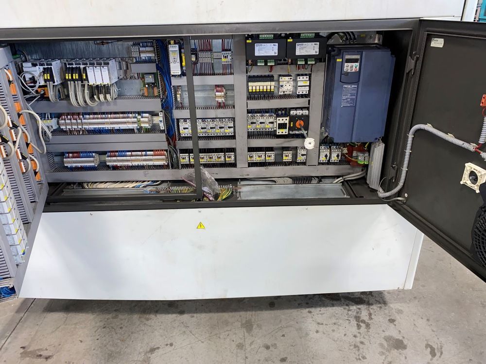 Continental, Girbau TBS-50/12 (12) Twelve Compartment Tunnel Washer