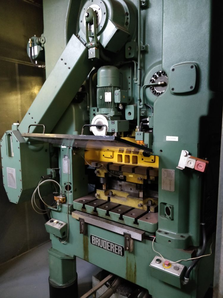 Bruderer BSTA 80 80