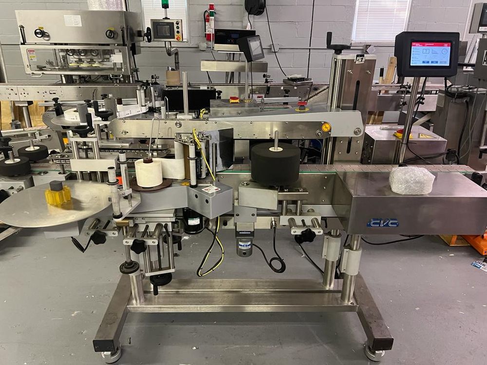 CVC 300II cvc model 300II wraparound labeler