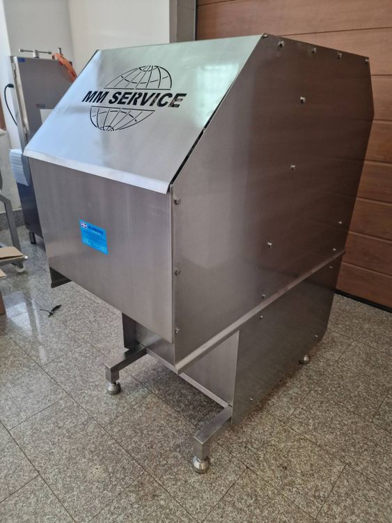 Guillotine for frozen meat