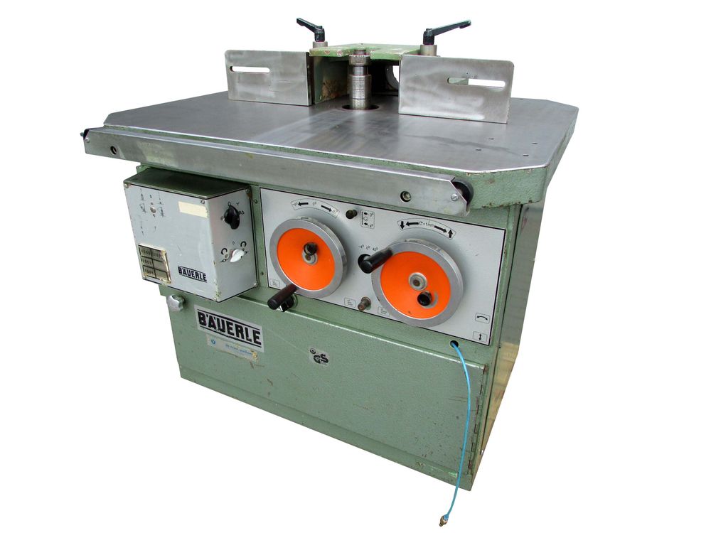 Bauerle SFM / 200 Milling machine with a ramp