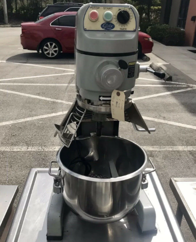 Globe SP25 Bench Mixer