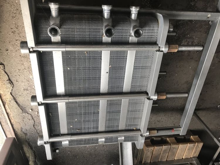 APV, Baker PLATE EXCHANGER