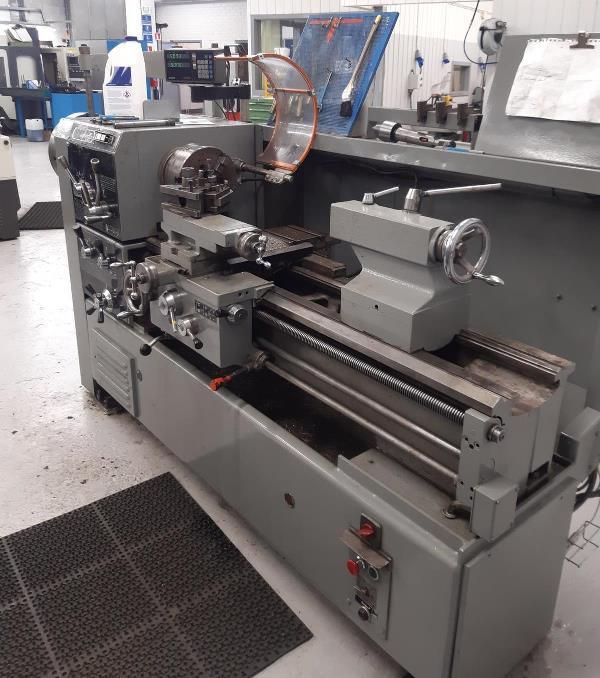 Voest Engine Lathe 1500 RPM APOLLO 500