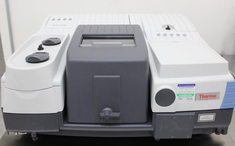 Thermo Scientific Nicolet 6700 FT-IR Advance Gold Spectrometer