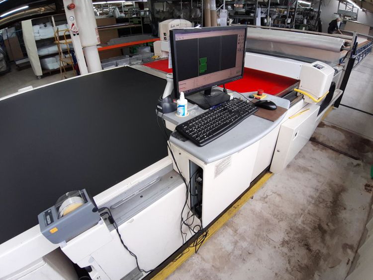 Lectra Vector 7000 Cutter