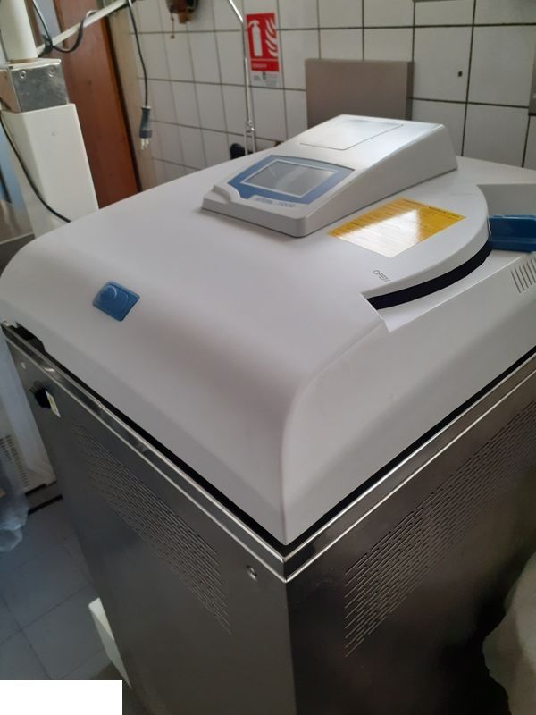 Selecta Sterilizer-Autoclave