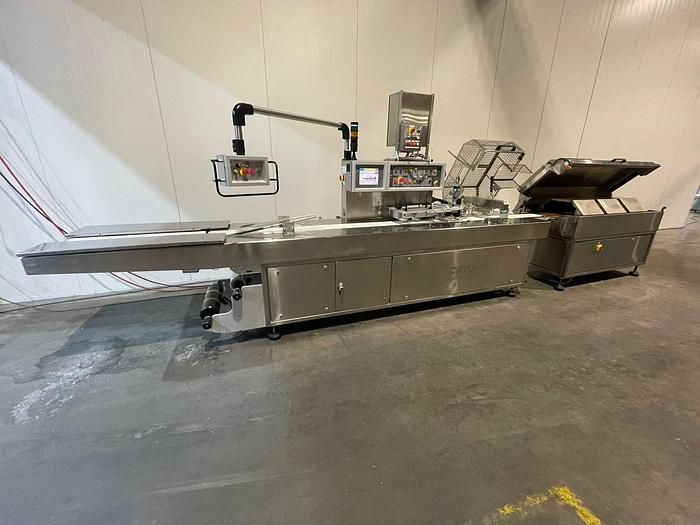 Cryovac CJ55 MD-BDF Flow wrapping machine