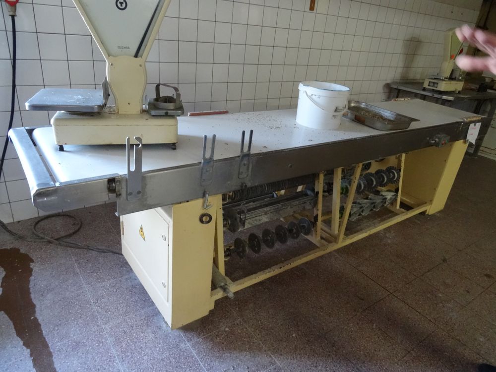 Rondo RONDOSTAR SFS 660 roll machine