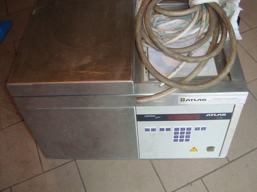 Atlas Beaker dyeing system model Linitest Plus