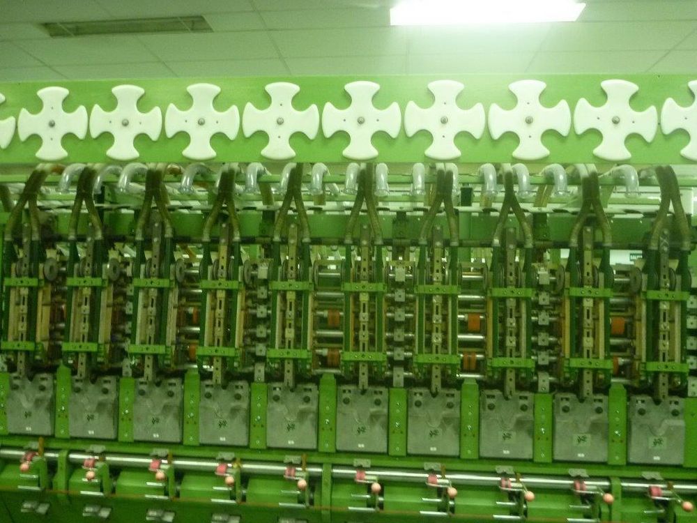 2 Suessen Plyfil 1000 - 70 Spindles