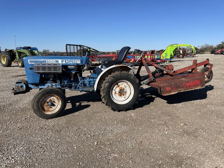 Ford 1100 Tractor