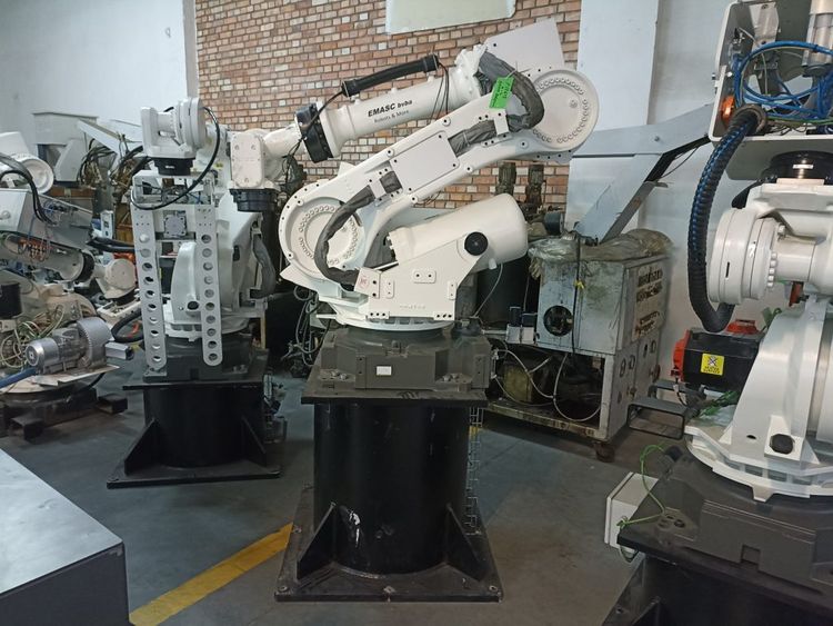 Fanuc Robot R-2000iB/210F 6 Axis 210kg