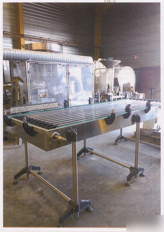 Full layer depalletizing table