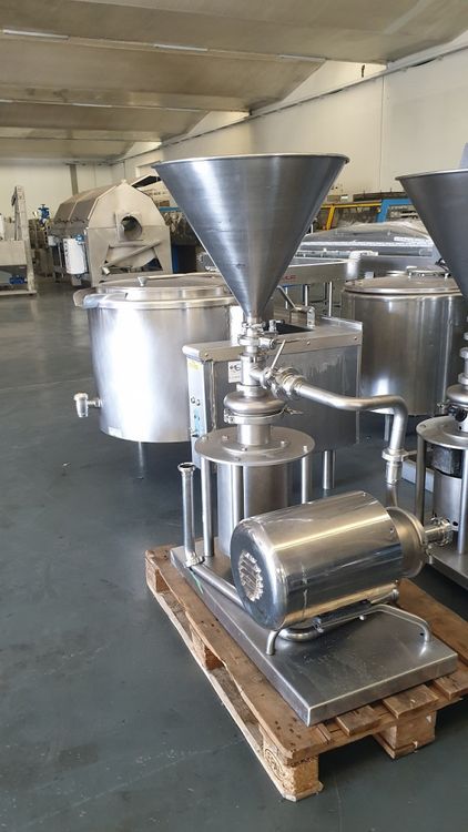 Solid-liquid blender mixing equipment