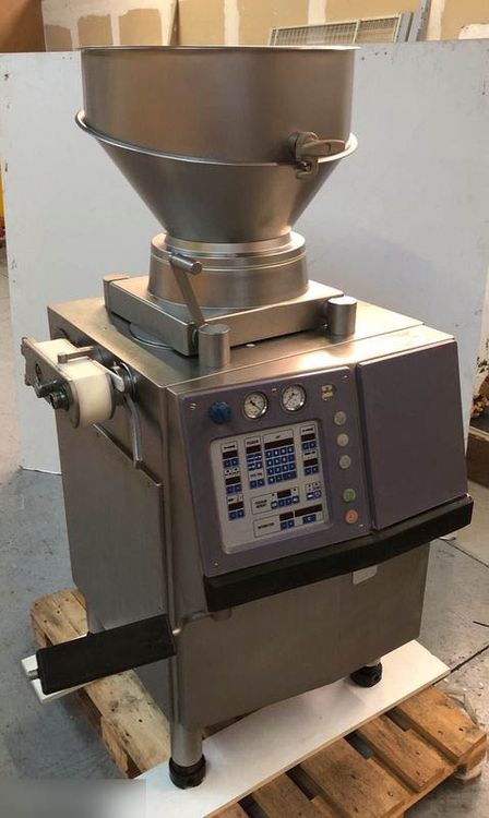 Handtmann VF 80 Vacuum Filler