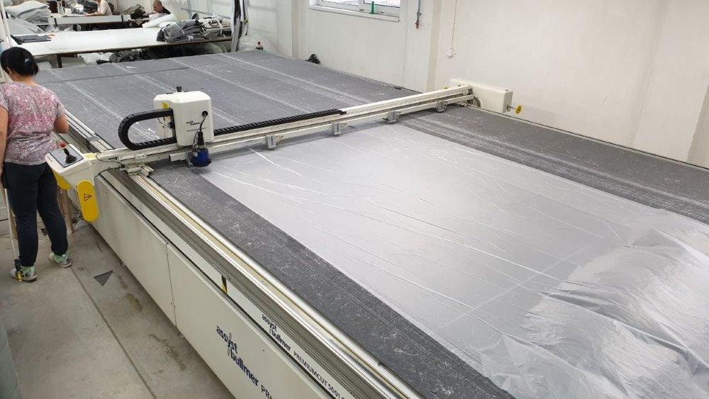 Bullmer Premiumcut 5001C Cutting machine