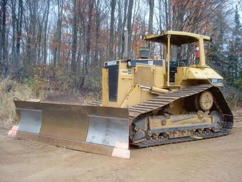 Caterpillar D6M LGP CRAWLER DOZER