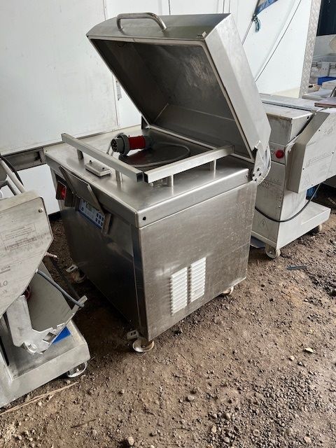 2 Multivac C400 Single Chamber Vacuum Packer