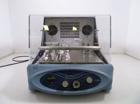 Barnstead MaxQ 4000 Orbital Refrigerated Incubator Shaker