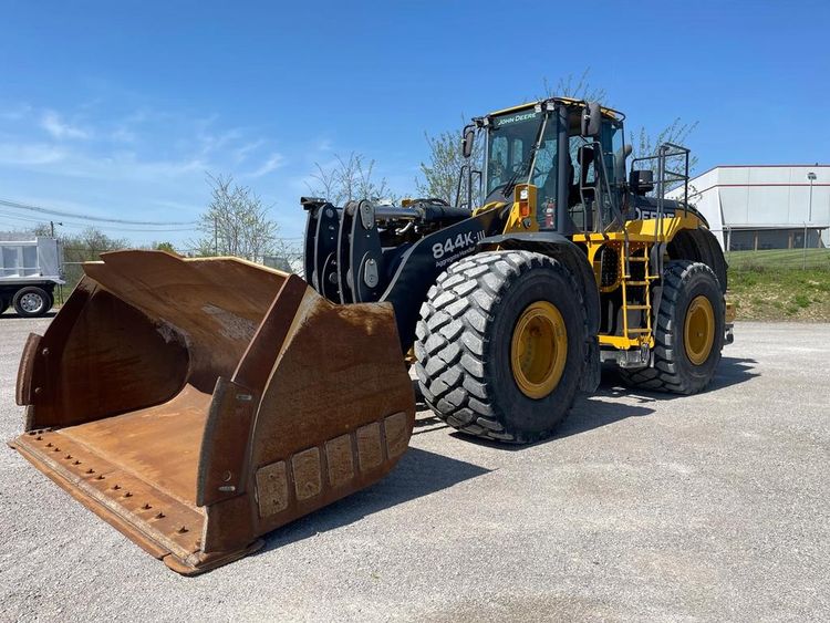 John Deere 844K Wheel Loader