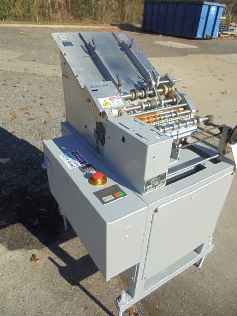 Labelette SGPW Semi-Automatic Glue Labeler